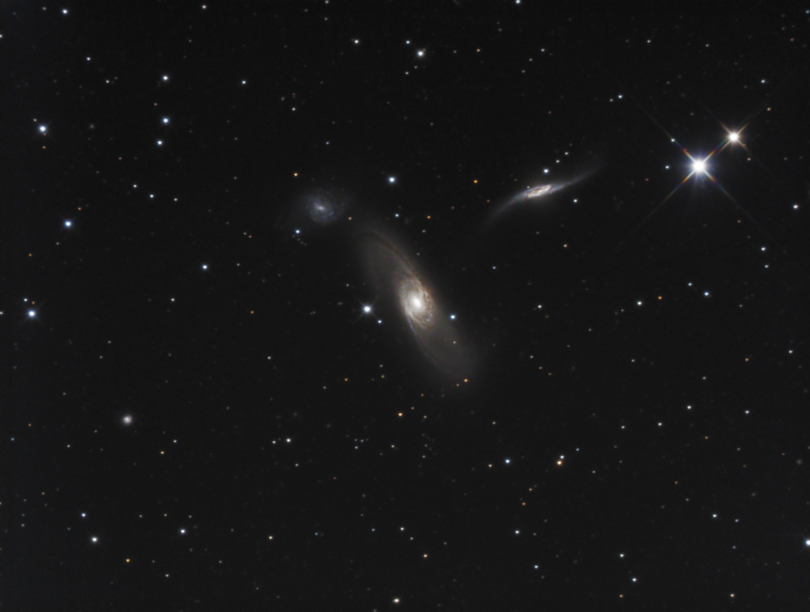 Arp 286 - Experienced Deep Sky Imaging - Cloudy Nights